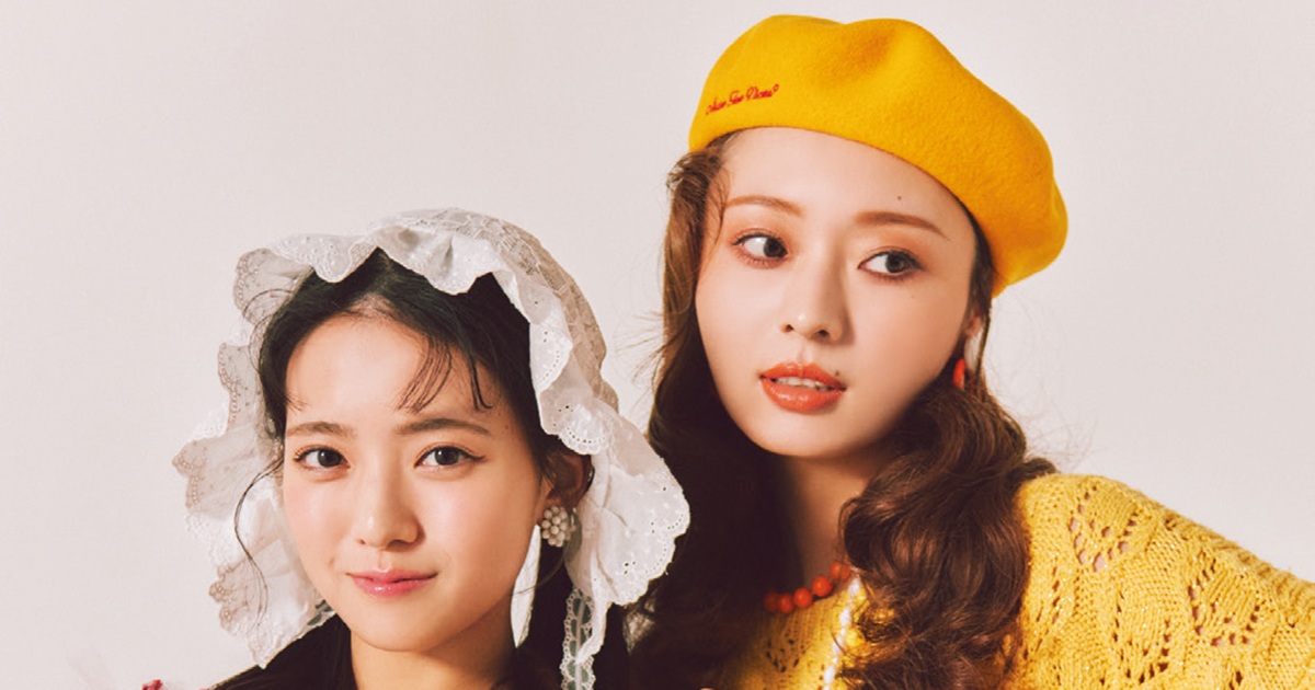 乃木坂46・梅澤美波 × 瀬戸口心月｜上り坂！な昭和の日本を感じるカラフルスタイルにわくわく | ビューティー、ファッション、エンタメ、占い…最新情報を毎日更新 | ananweb