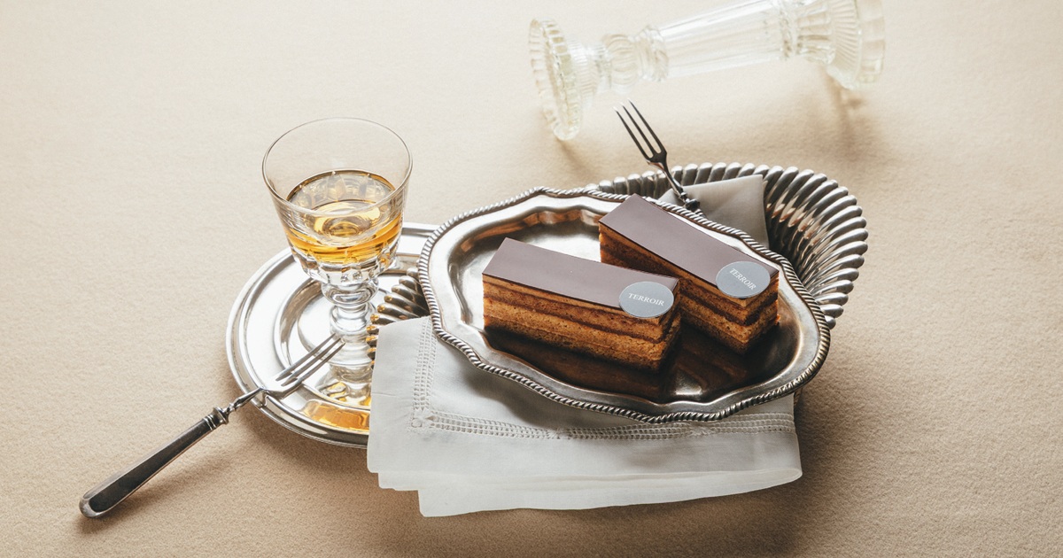 chicoの“お菓子な宝物”『TERROIR by Daichi Okuno』の「オペラ」｜chicoのお菓子な宝物 | ビューティー、ファッション、エンタメ、占い…最新情報を毎日更新 ...